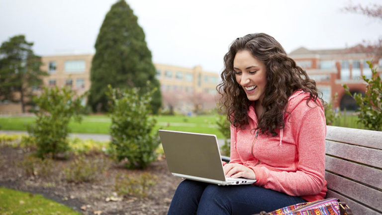 How To Buy Stocks As A College Student | Our Deer